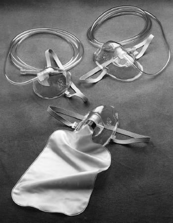 Vyaire 3-in-1 O2 Mask with Safety Vent and 7' U/Connect-It Tubing, Adu ...